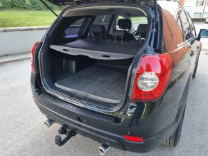 Black Chevrolet Captiva 2007 in Jekabpils, with an engine capacity of 2.00 L and mileage of 291 thousand km for 4650 €, photo 15 on AUTOMOTO.COM.LV