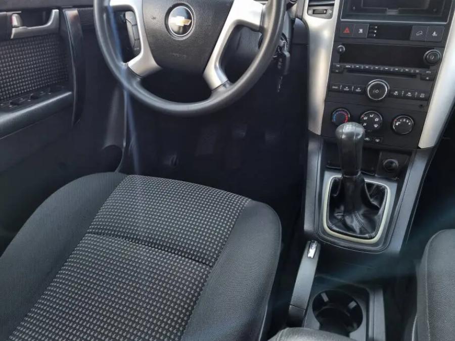 Black Chevrolet Captiva 2007 in Jekabpils, with an engine capacity of 2.00 L and mileage of 291 thousand km for 4650 €, photo 20 on AUTOMOTO.COM.LV