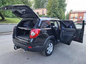 Black Chevrolet Captiva 2007 in Jekabpils, with an engine capacity of 2.00 L and mileage of 291 thousand km for 4650 €, photo 22 on AUTOMOTO.COM.LV