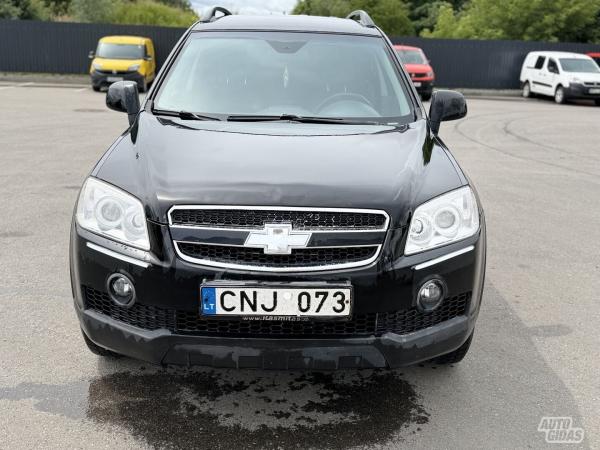 Black Chevrolet Captiva 2007 in Kaunas, with an engine capacity of 2.00 L and mileage of 350 thousand km for 1750 €, photo 6 on AUTOMOTO.COM.LV