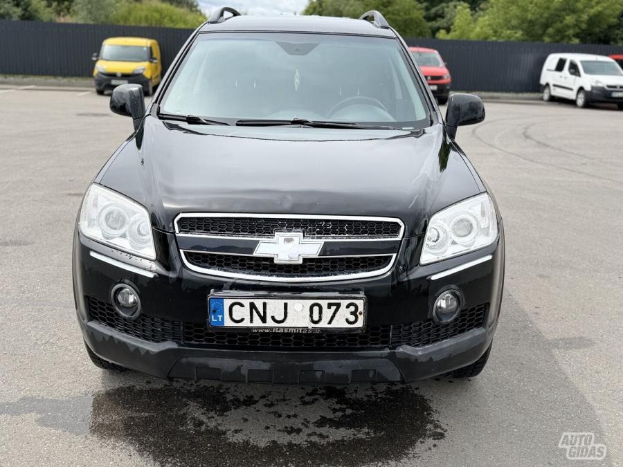 Melns Chevrolet Captiva 2007 Kauņa, ar dzinēja tilpumu 2.00 L un nobraukumu 350 tūkst. km par 1750 €, foto 7 vietnē AUTOMOTO.COM.LV