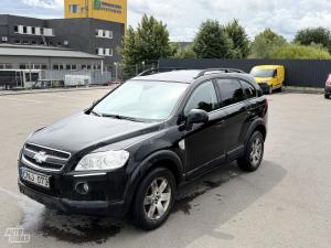 Melns Chevrolet Captiva 2007 Kauņa, ar dzinēja tilpumu 2.00 L un nobraukumu 350 tūkst. km par 1750 €, foto 8 vietnē AUTOMOTO.COM.LV