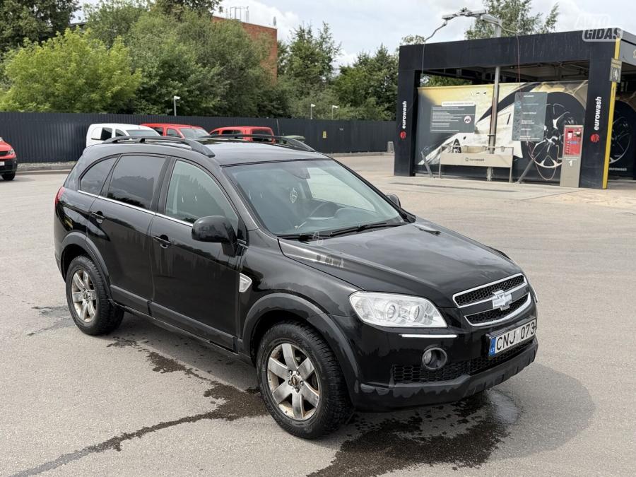 Melns Chevrolet Captiva 2007 Kauņa, ar dzinēja tilpumu 2.00 L un nobraukumu 350 tūkst. km par 1750 €, foto 13 vietnē AUTOMOTO.COM.LV