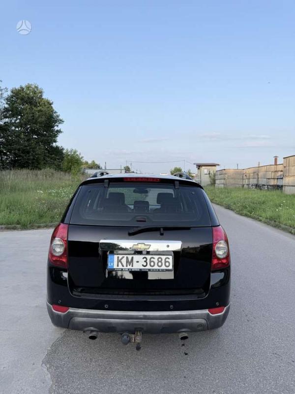 Melns Chevrolet Captiva 2007 Kauņa, ar dzinēja tilpumu 2.00 L un nobraukumu 224 tūkst. km par 3200 €, foto 10 vietnē AUTOMOTO.COM.LV