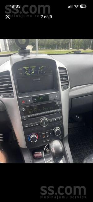 Black Chevrolet Captiva 2007 in Riga, with an engine capacity of 2.00 L and mileage of 386 thousand km for 2200 €, photo 8 on AUTOMOTO.COM.LV
