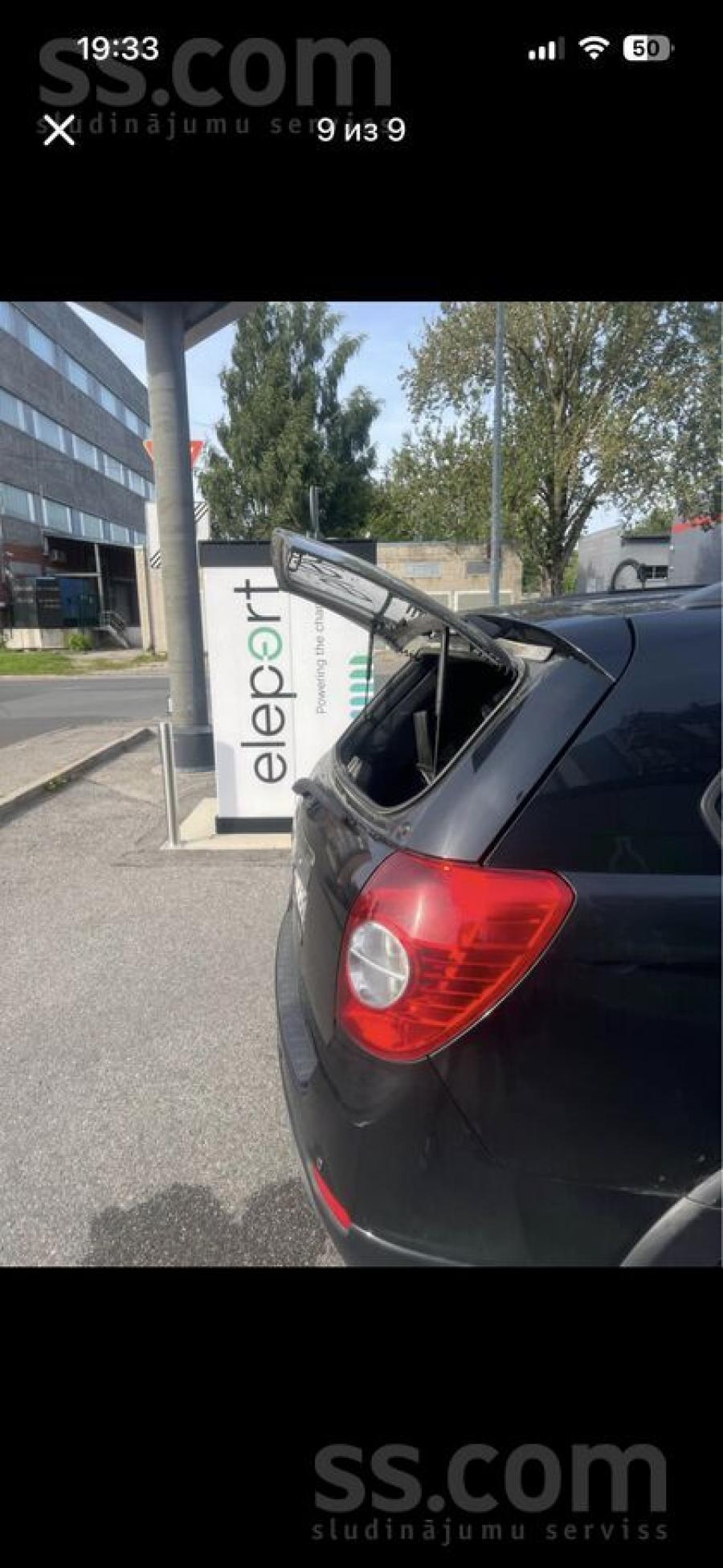 Black Chevrolet Captiva 2007 in Riga, with an engine capacity of 2.00 L and mileage of 386 thousand km for 2200 €, photo 10 on AUTOMOTO.COM.LV