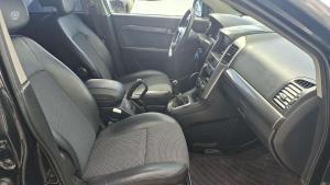 Black Chevrolet Captiva 2007 in Kaunas, with an engine capacity of 2.00 L and mileage of 260 thousand km for 3700 €, photo 12 on AUTOMOTO.COM.LV