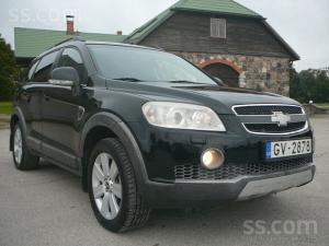 Black Chevrolet Captiva 2007 in Cesis, with an engine capacity of 2.00 L and mileage of 263 thousand km for 2450 €, photo  on AUTOMOTO.COM.LV