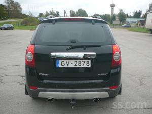 Melns Chevrolet Captiva 2007 Cēsis, ar dzinēja tilpumu 2.00 L un nobraukumu 263 tūkst. km par 2350 €, foto 7 vietnē AUTOMOTO.COM.LV