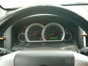 Melns Chevrolet Captiva 2007 Cēsis, ar dzinēja tilpumu 2.00 L un nobraukumu 263 tūkst. km par 2350 €, foto 16 vietnē AUTOMOTO.COM.LV