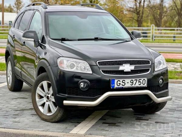Шевроле Каптива 2007 в Елгава на AUTOMOTO.COM.LV Черный Шевроле Каптива 2007 в Елгава, объемом двигателя 2.00 л и пробегом 235 тыс. км за 2550 €, фото 3 на AUTOMOTO.COM.LV