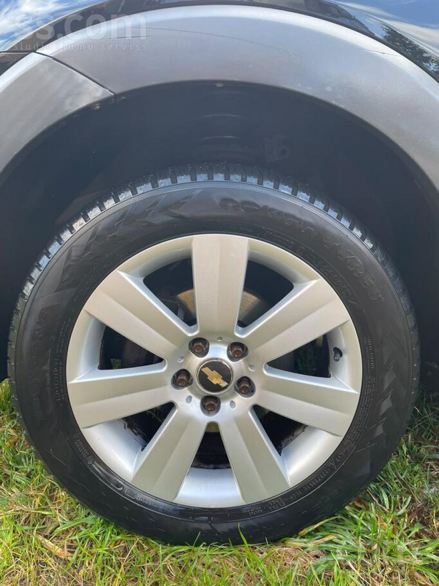 Melns Chevrolet Captiva 2007 Tukums, ar dzinēja tilpumu 2.00 L un nobraukumu 227 tūkst. km par 3650 €, foto 13 vietnē AUTOMOTO.COM.LV