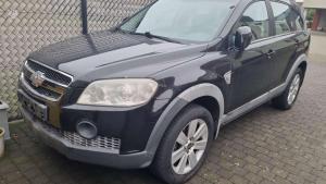 Black Chevrolet Captiva 2008 in Marijampole, with an engine capacity of 2.41 L and mileage of 200 thousand km for 1799 €, photo  on AUTOMOTO.COM.LV