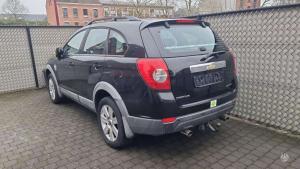 Melns Chevrolet Captiva 2008 Marijampole, ar dzinēja tilpumu 2.41 L un nobraukumu 222 tūkst. km par 2650 €, foto 4 vietnē AUTOMOTO.COM.LV