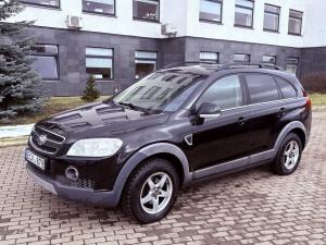 Black Chevrolet Captiva 2008 in Vilnius, with an engine capacity of 2.00 L and mileage of 253 thousand km for 2500 €, photo  on AUTOMOTO.COM.LV