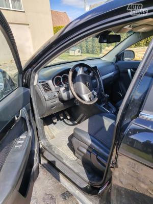 Black Chevrolet Captiva 2008 in Ukmerge, with an engine capacity of 2.00 L and mileage of 236 thousand km for 1800 €, photo 10 on AUTOMOTO.COM.LV