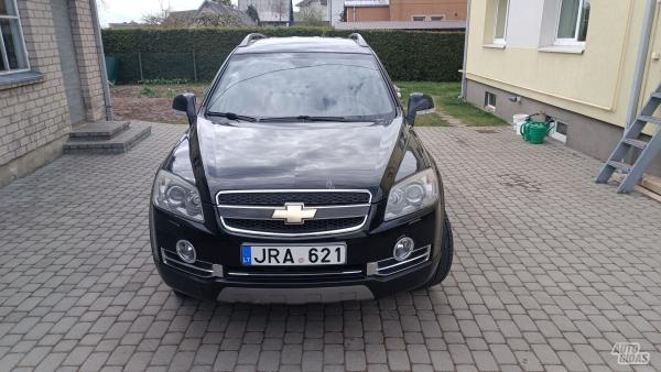 Melns Chevrolet Captiva 2008 Kauņa, ar dzinēja tilpumu 2.00 L un nobraukumu 206 tūkst. km par 4200 €, foto 2 vietnē AUTOMOTO.COM.LV