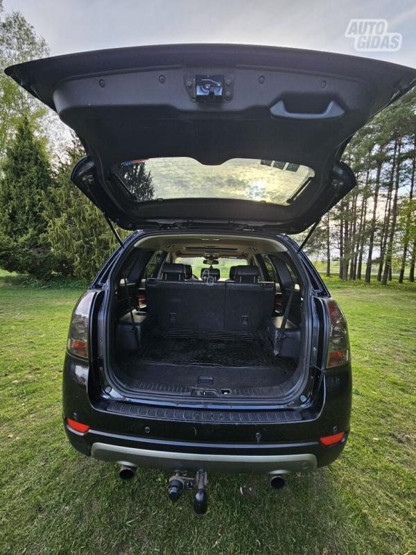 Black Chevrolet Captiva 2008 in Panevezys, with an engine capacity of 2.00 L and mileage of 199 thousand km for 3700 €, photo 9 on AUTOMOTO.COM.LV