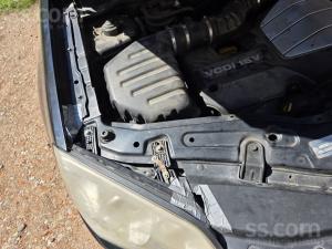Black Chevrolet Captiva 2008 in Liepaja, with an engine capacity of 2.00 L and mileage of 251 thousand km for 1750 €, photo 4 on AUTOMOTO.COM.LV