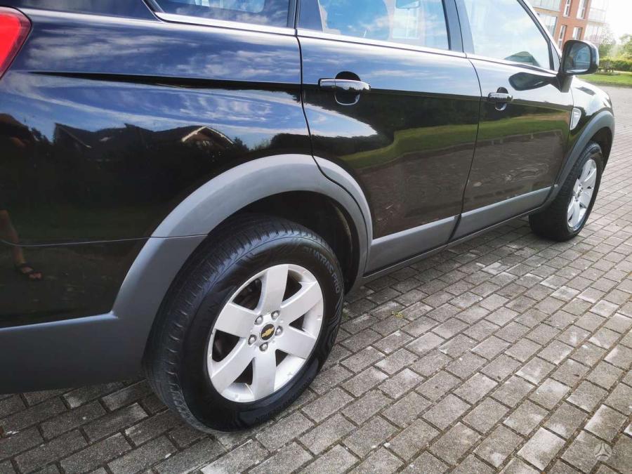 Melns Chevrolet Captiva 2008 Klaipėda, ar dzinēja tilpumu 2.00 L un nobraukumu 194 tūkst. km par 3450 €, foto 11 vietnē AUTOMOTO.COM.LV