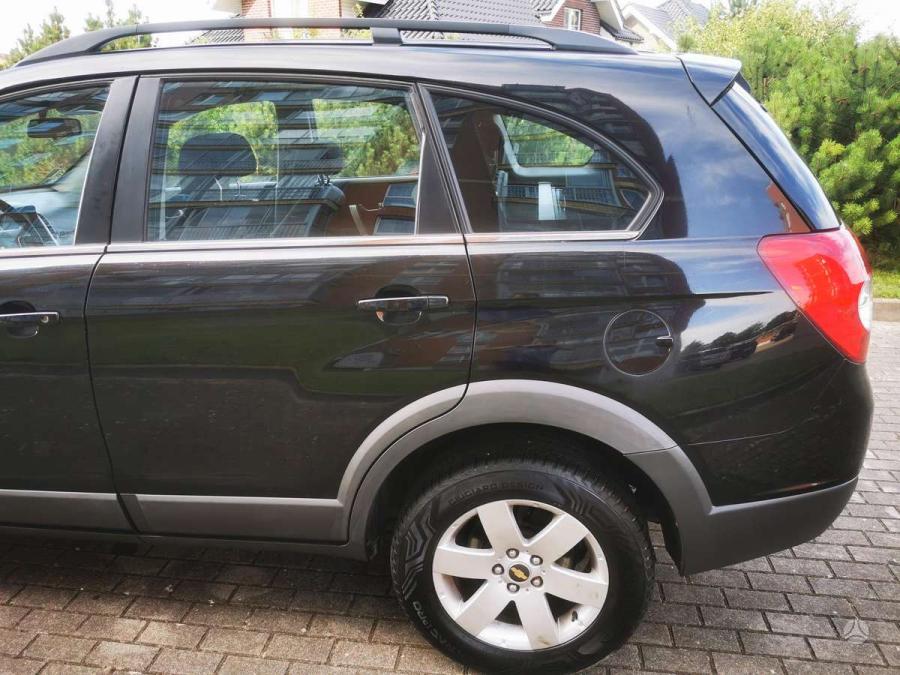 Melns Chevrolet Captiva 2008 Klaipėda, ar dzinēja tilpumu 2.00 L un nobraukumu 194 tūkst. km par 3450 €, foto 13 vietnē AUTOMOTO.COM.LV