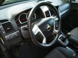 Melns Chevrolet Captiva 2008 Klaipėda, ar dzinēja tilpumu 2.00 L un nobraukumu 194 tūkst. km par 3450 €, foto 24 vietnē AUTOMOTO.COM.LV