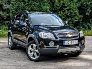 Black Chevrolet Captiva 2008 in Riga, with an engine capacity of 2.00 L and mileage of 340 thousand km for 2300 €, photo  on AUTOMOTO.COM.LV