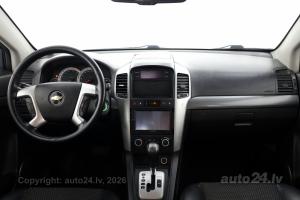 Black Chevrolet Captiva 2008 in Tallinn, with an engine capacity of 2.00 L and mileage of 299 thousand km for 2399 €, photo 6 on AUTOMOTO.COM.LV