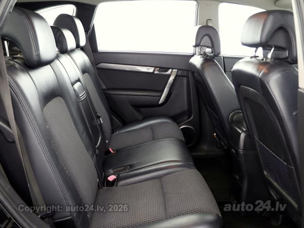 Melns Chevrolet Captiva 2008 Tallina, ar dzinēja tilpumu 2.00 L un nobraukumu 299 tūkst. km par 2399 €, foto 7 vietnē AUTOMOTO.COM.LV