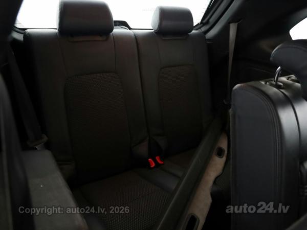 Melns Chevrolet Captiva 2008 Tallina, ar dzinēja tilpumu 2.00 L un nobraukumu 299 tūkst. km par 2399 €, foto 8 vietnē AUTOMOTO.COM.LV