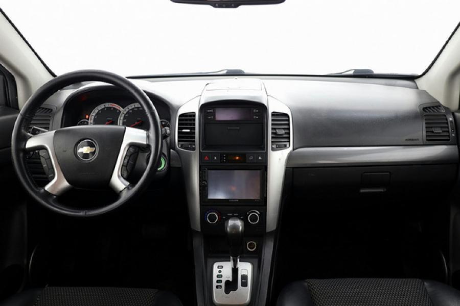 Melns Chevrolet Captiva 2008 Tallina, ar dzinēja tilpumu 2.00 L un nobraukumu 299 tūkst. km par 2399 €, foto 6 vietnē AUTOMOTO.COM.LV