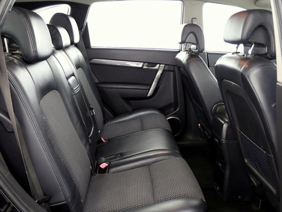 Melns Chevrolet Captiva 2008 Tallina, ar dzinēja tilpumu 2.00 L un nobraukumu 299 tūkst. km par 2399 €, foto 8 vietnē AUTOMOTO.COM.LV