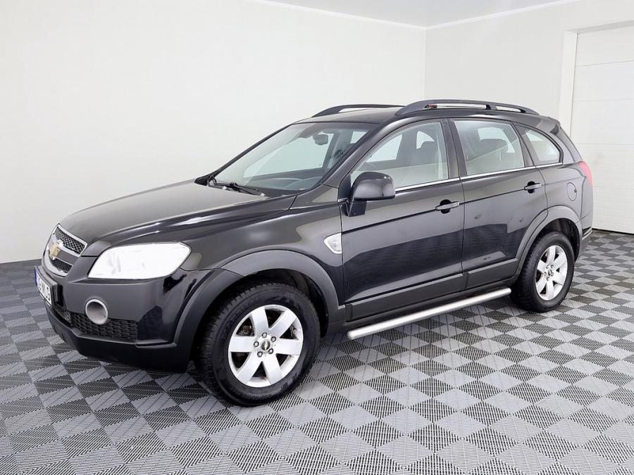 Melns Chevrolet Captiva 2008 Tallina, ar dzinēja tilpumu 2.00 L un nobraukumu 299 tūkst. km par 2399 €, foto 11 vietnē AUTOMOTO.COM.LV