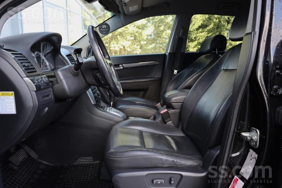 Melns Chevrolet Captiva 2008 Rīga, ar dzinēja tilpumu 2.00 L un nobraukumu 194 tūkst. km par 1995 €, foto 9 vietnē AUTOMOTO.COM.LV