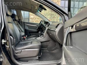 Melns Chevrolet Captiva 2008 Rīga, ar dzinēja tilpumu 2.00 L un nobraukumu 271 tūkst. km par 2700 €, foto 14 vietnē AUTOMOTO.COM.LV