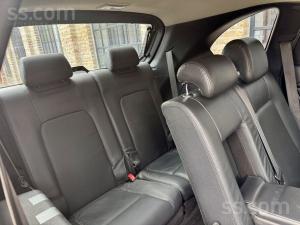 Melns Chevrolet Captiva 2008 Rīga, ar dzinēja tilpumu 2.00 L un nobraukumu 271 tūkst. km par 2700 €, foto 16 vietnē AUTOMOTO.COM.LV