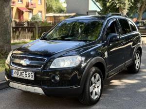 Black Chevrolet Captiva 2009 in Vilnius, with an engine capacity of 2.00 L and mileage of 460 thousand km for 2300 €, photo  on AUTOMOTO.COM.LV
