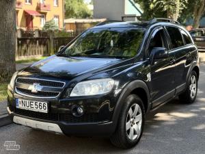Melns Chevrolet Captiva 2009 Viļņa, ar dzinēja tilpumu 2.00 L un nobraukumu 365 tūkst. km par 2200 €, foto  vietnē AUTOMOTO.COM.LV