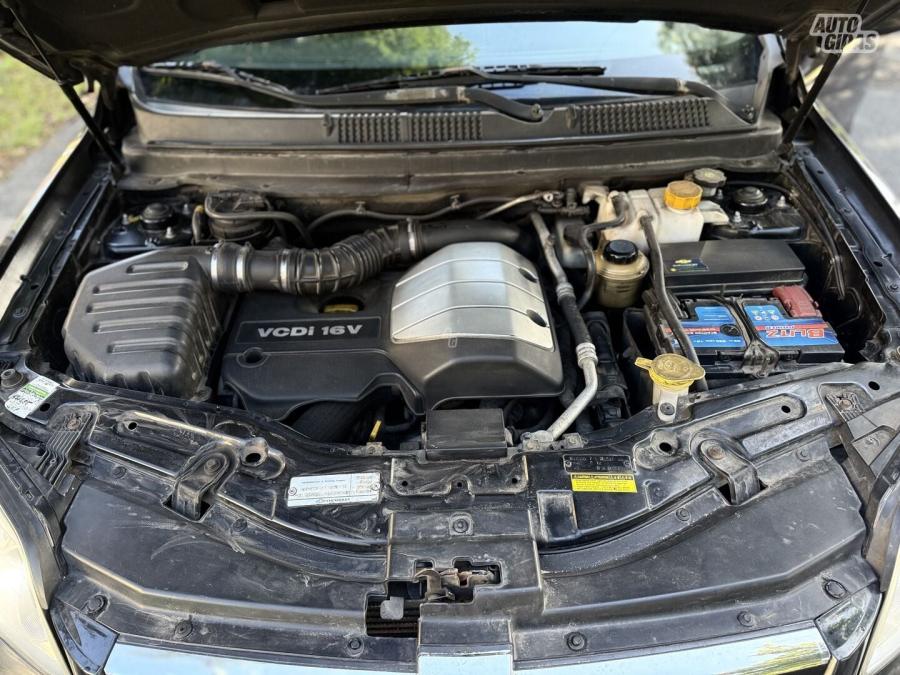 Melns Chevrolet Captiva 2009 Viļņa, ar dzinēja tilpumu 2.00 L un nobraukumu 365 tūkst. km par 2200 €, foto 12 vietnē AUTOMOTO.COM.LV