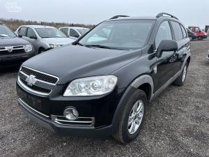 Melns Chevrolet Captiva 2010 Giraitė, ar dzinēja tilpumu 2.00 L un nobraukumu 246 tūkst. km par 3150 €, foto  vietnē AUTOMOTO.COM.LV