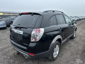 Melns Chevrolet Captiva 2010 Giraitė, ar dzinēja tilpumu 2.00 L un nobraukumu 246 tūkst. km par 3150 €, foto 5 vietnē AUTOMOTO.COM.LV