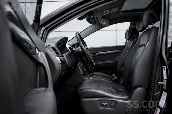 Melns Chevrolet Captiva 2010 Rīga, ar dzinēja tilpumu 2.00 L un nobraukumu 235 tūkst. km par 5995 €, foto 7 vietnē AUTOMOTO.COM.LV
