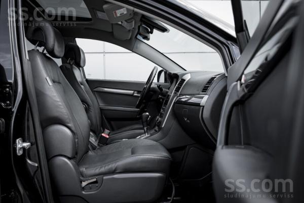 Melns Chevrolet Captiva 2010 Rīga, ar dzinēja tilpumu 2.00 L un nobraukumu 235 tūkst. km par 5995 €, foto 8 vietnē AUTOMOTO.COM.LV