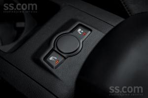 Black Chevrolet Captiva 2010 in Riga, with an engine capacity of 2.00 L and mileage of 235 thousand km for 5995 €, photo 23 on AUTOMOTO.COM.LV