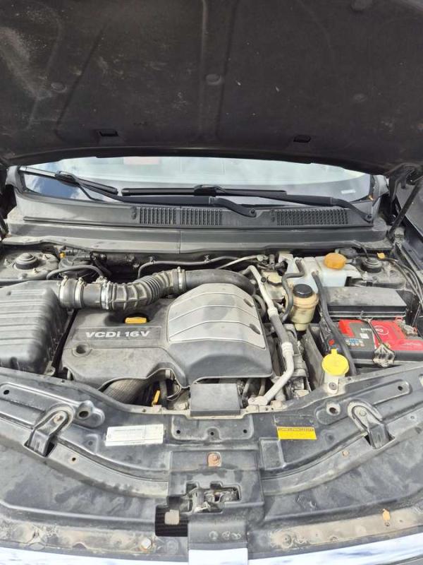 Black Chevrolet Captiva 2010 in Panevezys, with an engine capacity of 1.99 L and mileage of 223 thousand km for 2900 €, photo 9 on AUTOMOTO.COM.LV