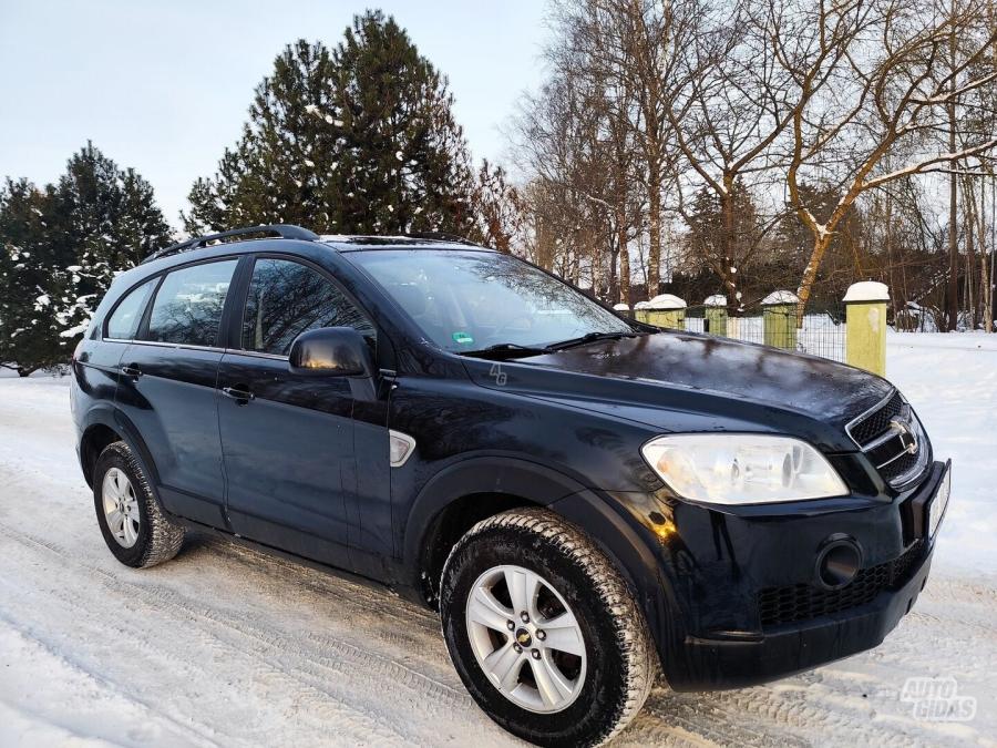 Melns Chevrolet Captiva 2011 Mažeikiai, ar dzinēja tilpumu 2.00 L un nobraukumu 235 tūkst. km par 4800 €, foto 1 vietnē AUTOMOTO.COM.LV