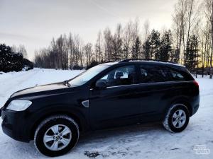 Melns Chevrolet Captiva 2011 Mažeikiai, ar dzinēja tilpumu 2.00 L un nobraukumu 235 tūkst. km par 4800 €, foto 4 vietnē AUTOMOTO.COM.LV