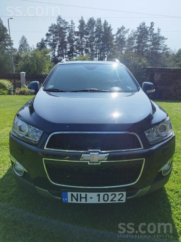 Melns Chevrolet Captiva 2011 Jēkabpils, ar dzinēja tilpumu 2.20 L un nobraukumu 195 tūkst. km par 6000 €, foto 1 vietnē AUTOMOTO.COM.LV