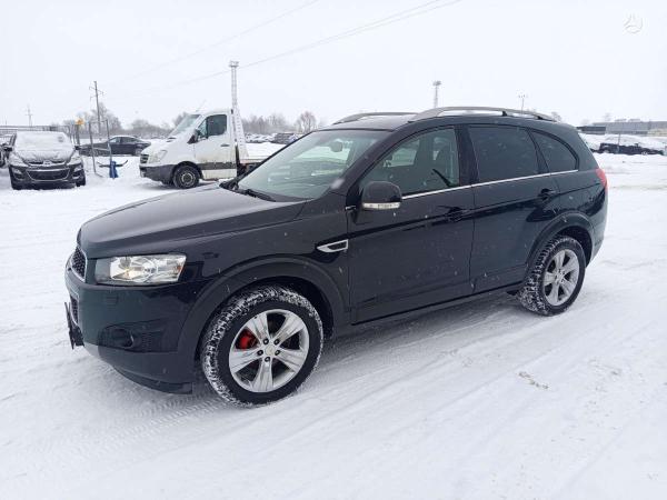Melns Chevrolet Captiva 2011 Marijampole, ar dzinēja tilpumu 2.23 L un nobraukumu 298 tūkst. km par 5000 €, foto 2 vietnē AUTOMOTO.COM.LV