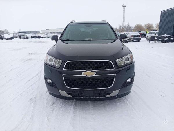 Melns Chevrolet Captiva 2011 Marijampole, ar dzinēja tilpumu 2.23 L un nobraukumu 298 tūkst. km par 5000 €, foto 4 vietnē AUTOMOTO.COM.LV